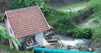 Pembangkit Listrik Tenaga Mikro Hidro (PLTMH) - Pengertian, Kelebihan ...