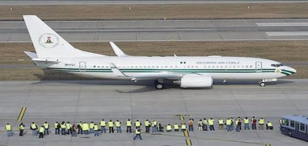 Akintunde Eyisanmi's blog : FG spends N5bn on Presidential fleet in ...