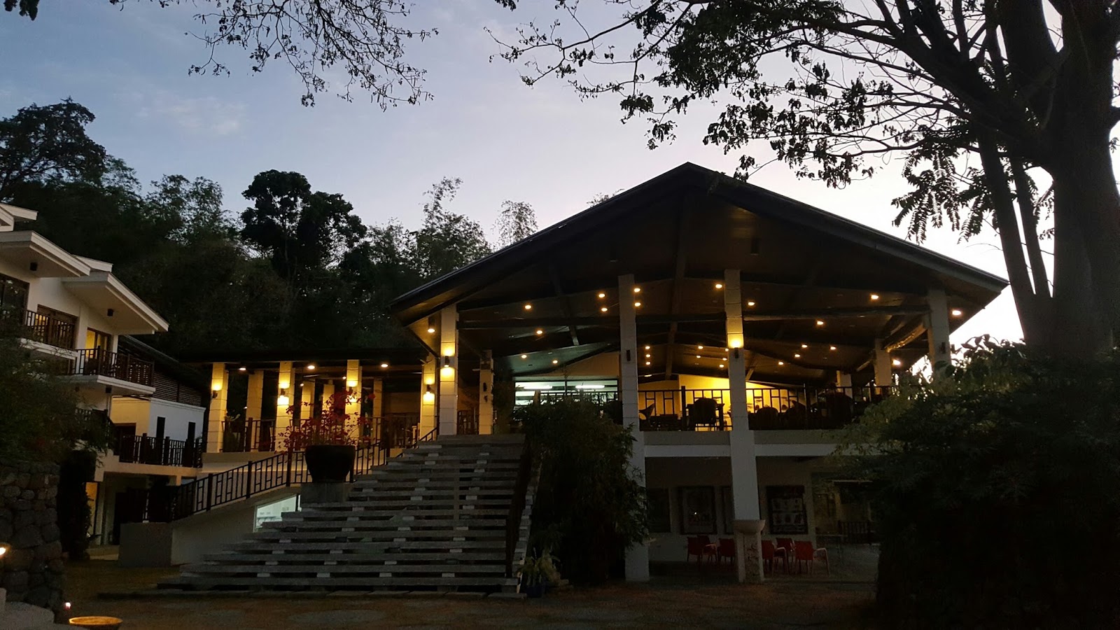 Aiyanar Beach and Dive Resort: A Taste of Paradise in Anilao ...