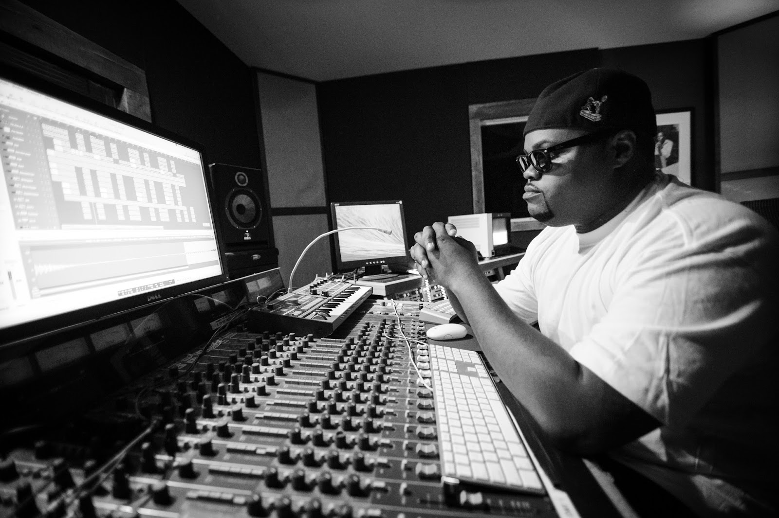 FACTORY UNDERGROUND RECORDS: FNX DEBUT SINGLE "RUBBER BANDS" WORLD WIDE ...