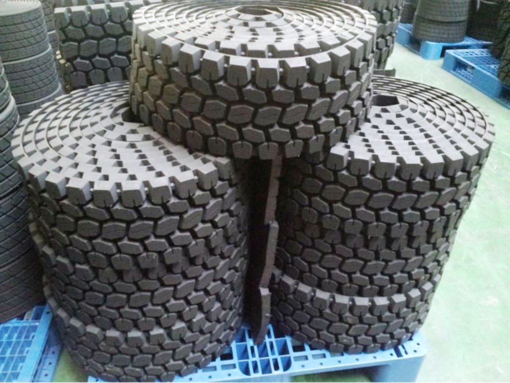 TYRE REPAIR RESOLING SERVICE High Tech Tyre Retreaders Offer Truck TYRE REPAIR RESOLING SERVICE High Tech Tyre Retreaders Offer Truck