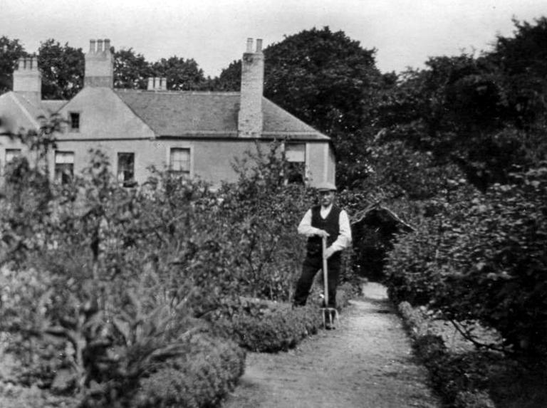Tour Scotland: Old Photograph Church Manse Swinton Scotland