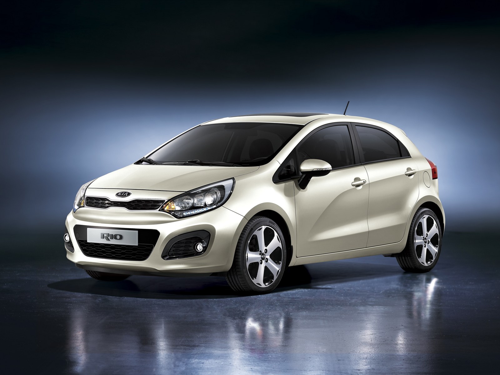 Car Pictures: Kia Rio 2012