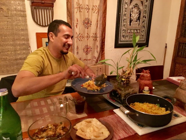 Cliff and Cathy Dinners: Shumon does Indian