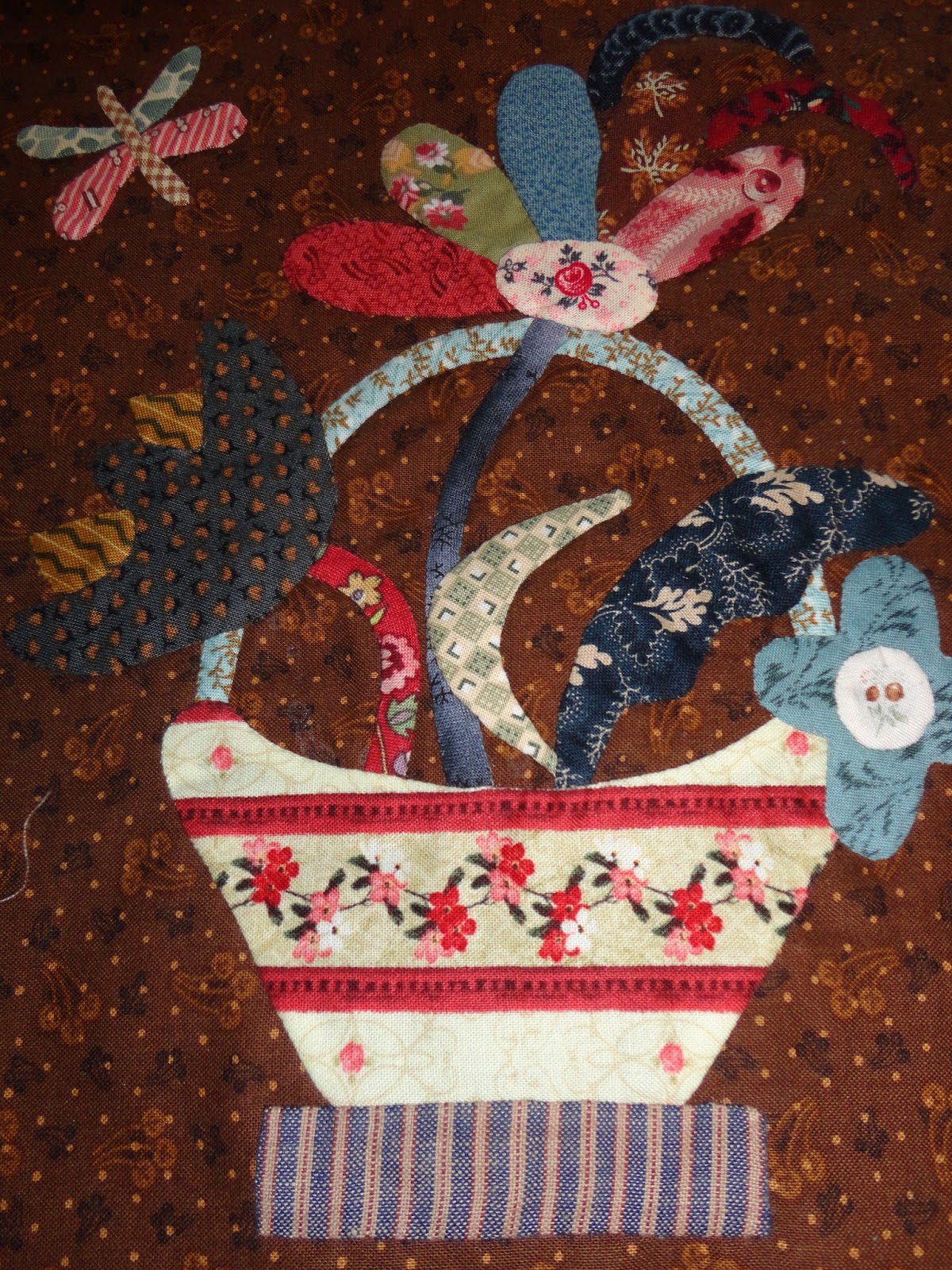 Always Applique: English baskets Quilt