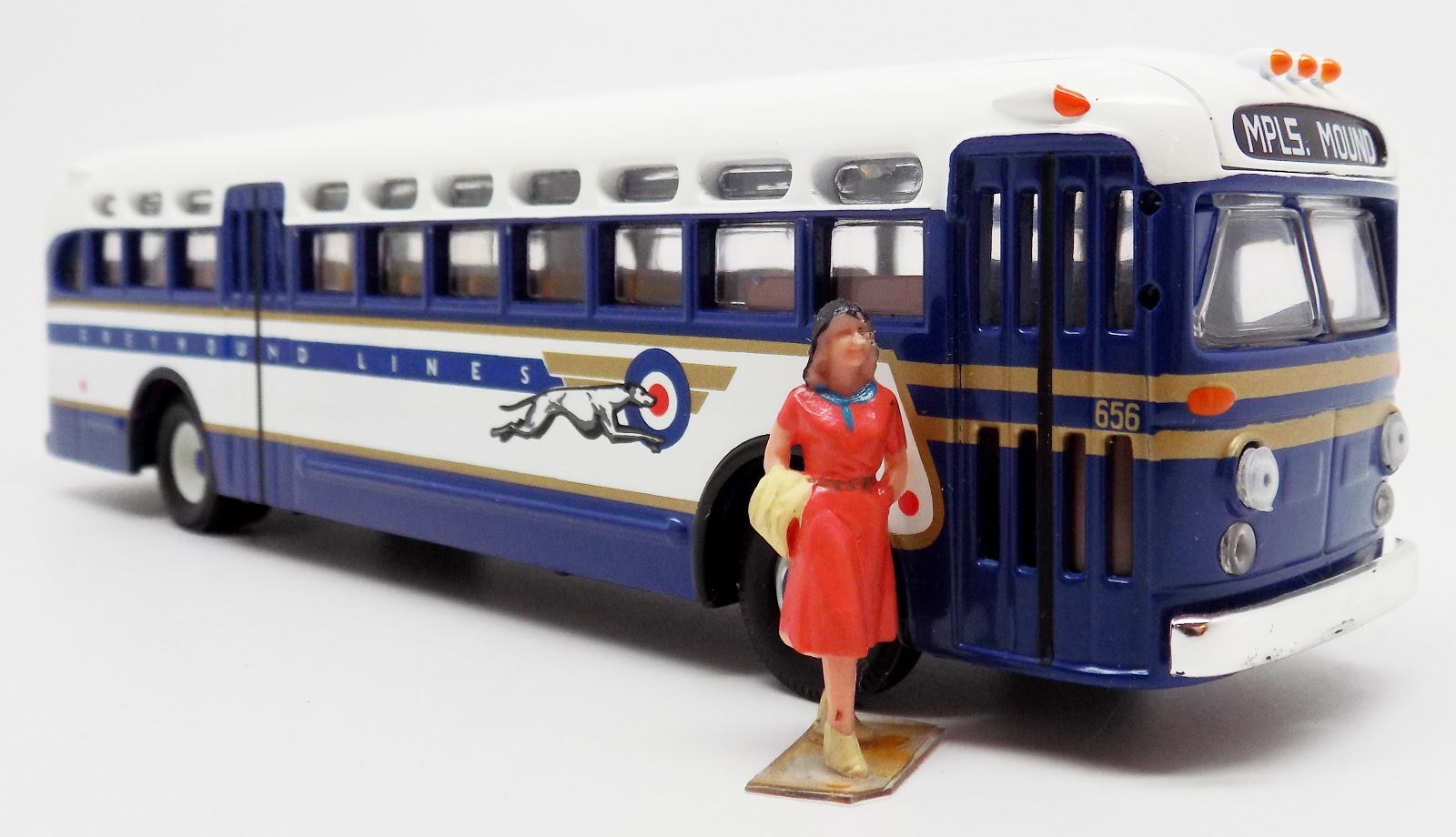 Toys and Stuff: Corgi 1/50 Scale Diecast No. 5401 Northland Greyhound ...