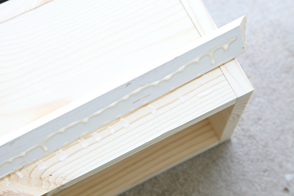 IHeart Organizing: Do It Yourself: Window Planter Box