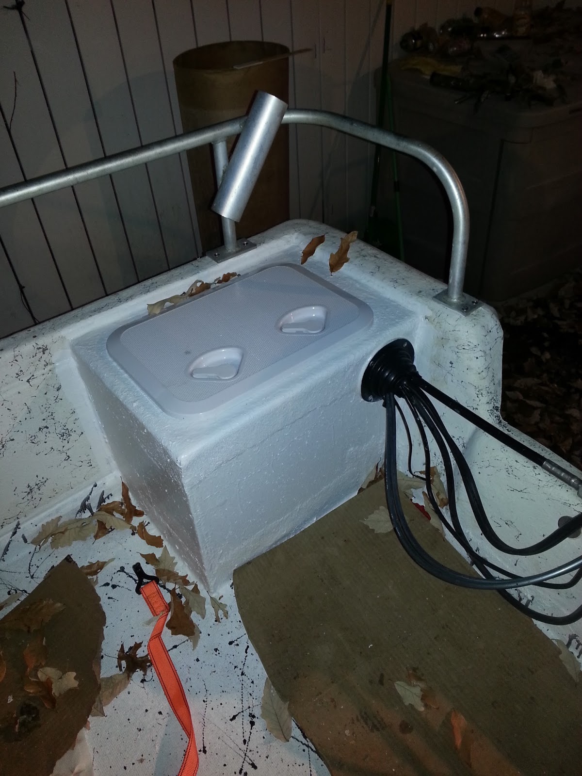 Repairing a deck on a fiberglass boat Seagull Nautico 18: finishing up ...