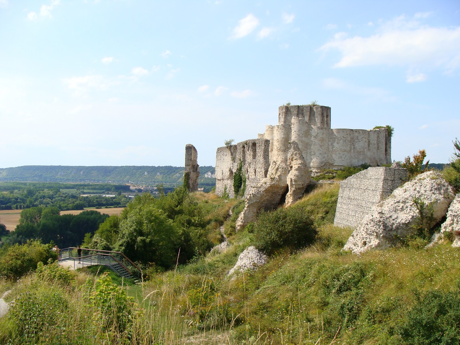 Phoebettmh Travel: (France) – Visiting Château Gaillard, Normandy