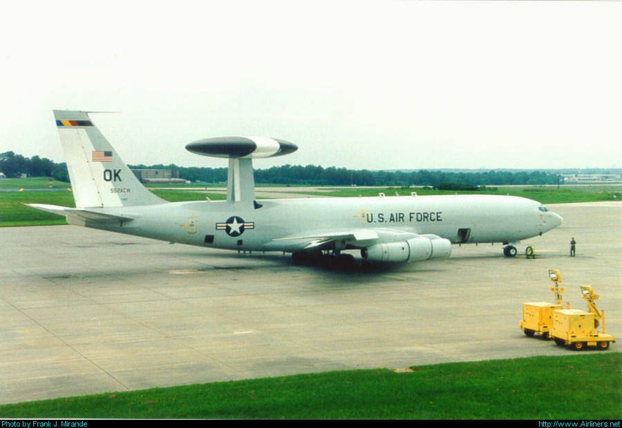 1/144 airbattle: 1/144 Boeing E-3B Sentry (Awacs) - by Corgi