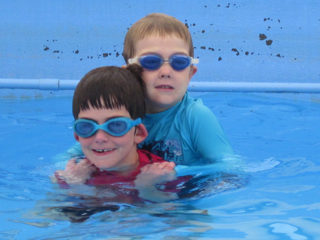 Room 1 Halcombe School 2012: Buddy Class Swimming