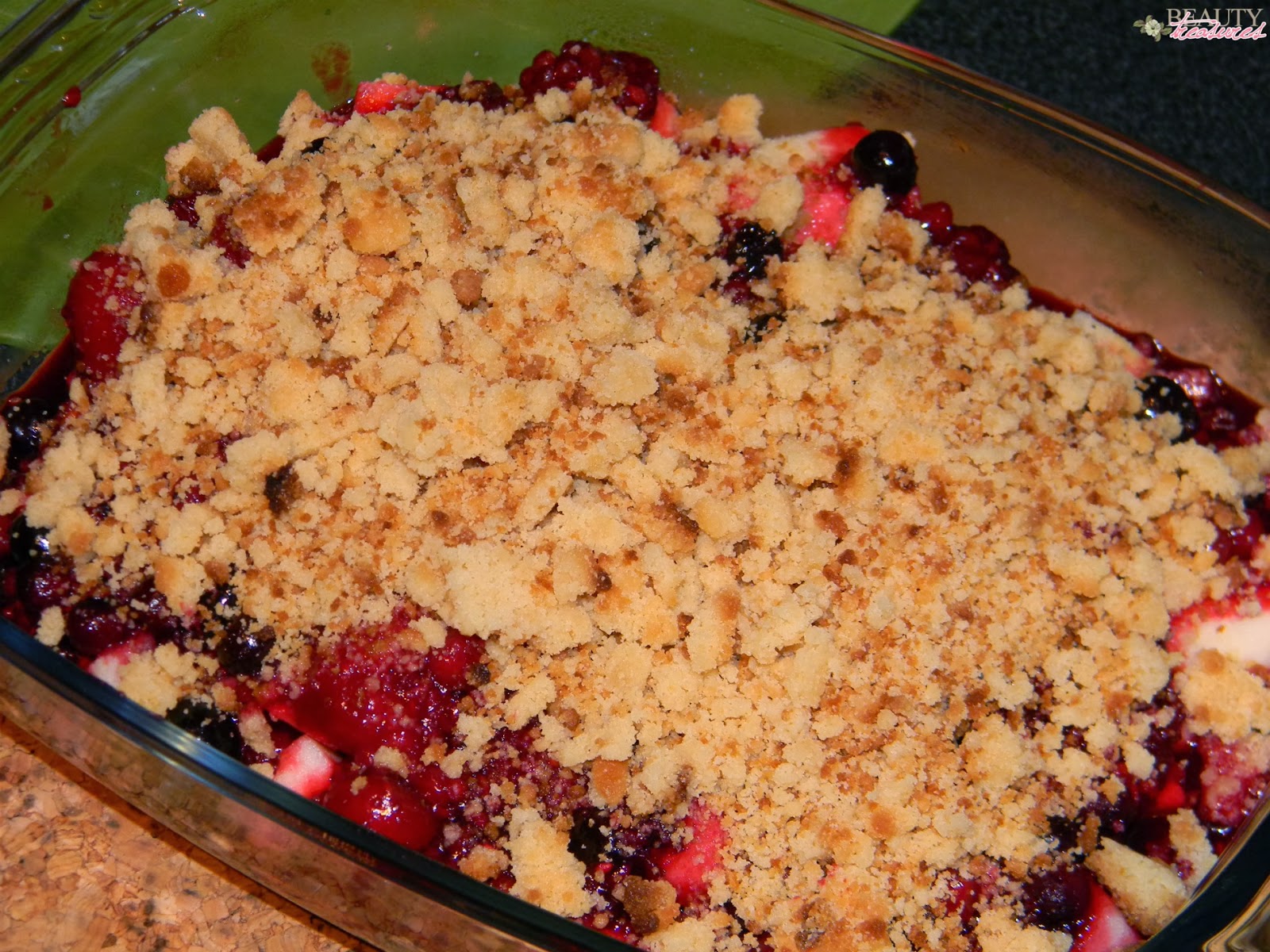 FOOD | CRUMBLE MET APPEL EN RODE VRUCHTEN | Beauty Treasures