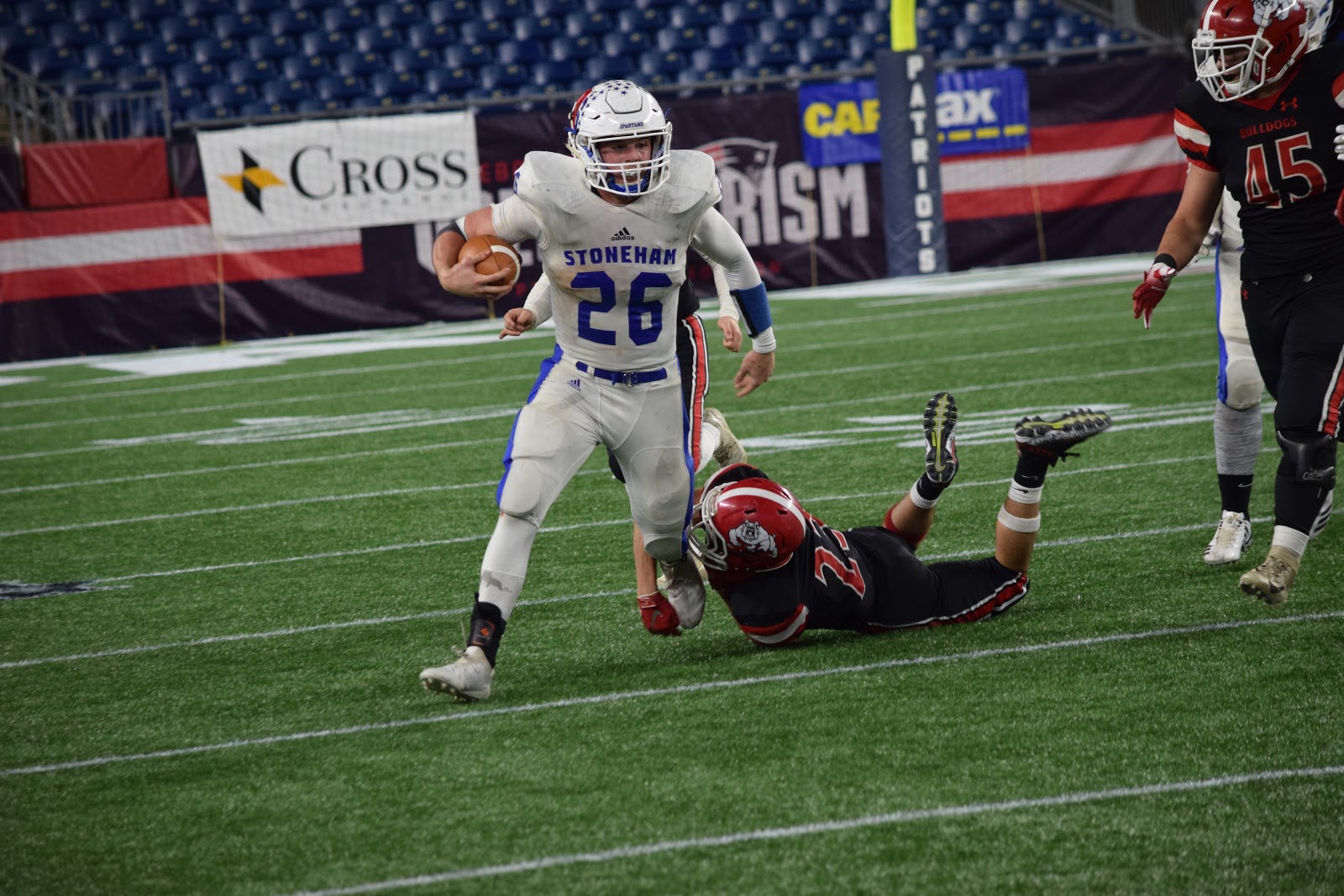 Suite Sports: PHOTO GALLERY: Stoneham vs Old Rochester in the D6 Super Bowl