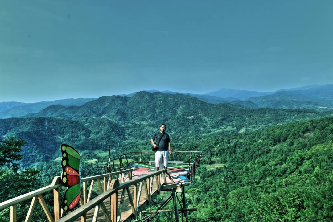 Rekomendasi Weekend Hemat Berburu Spot Foto Instagramable