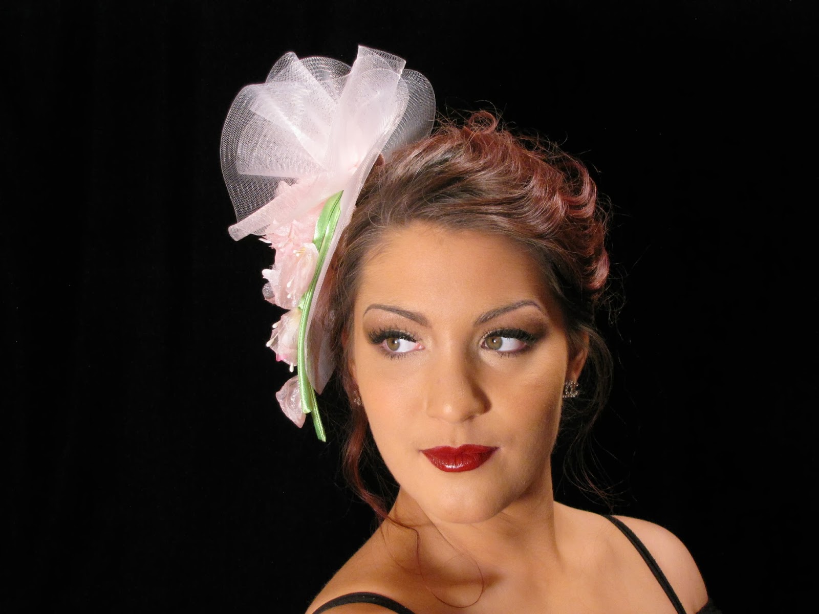 Fascinators and Hats by Arlene Cano: Wedding fascinators