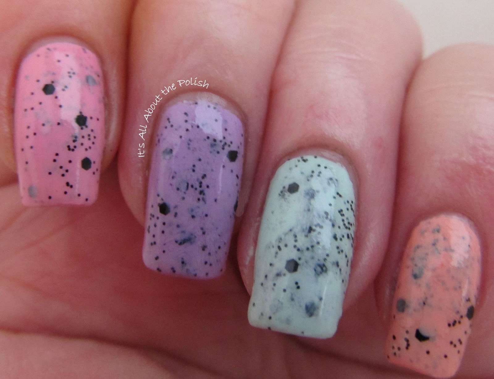 It's all about the polish: DIY Speckled Nails