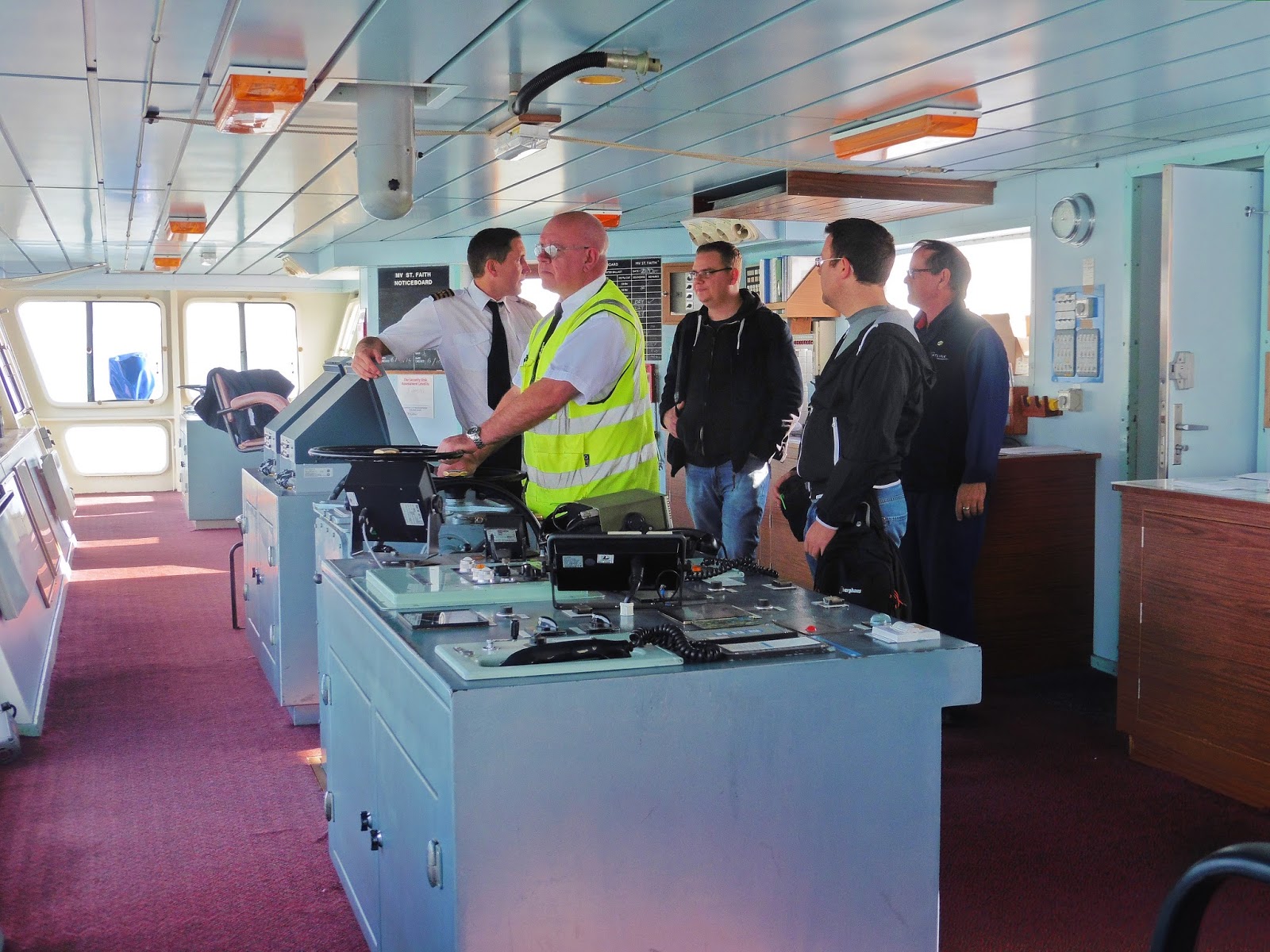 HAYNES WORLD: HOVERCRAFT & OTHER VESSELS Part 2 - Wightlink ferries