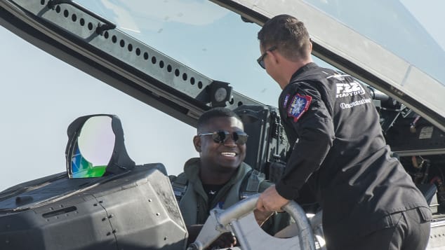 War News Updates: First African-American Air Force F-22 Raptor Pilot ...