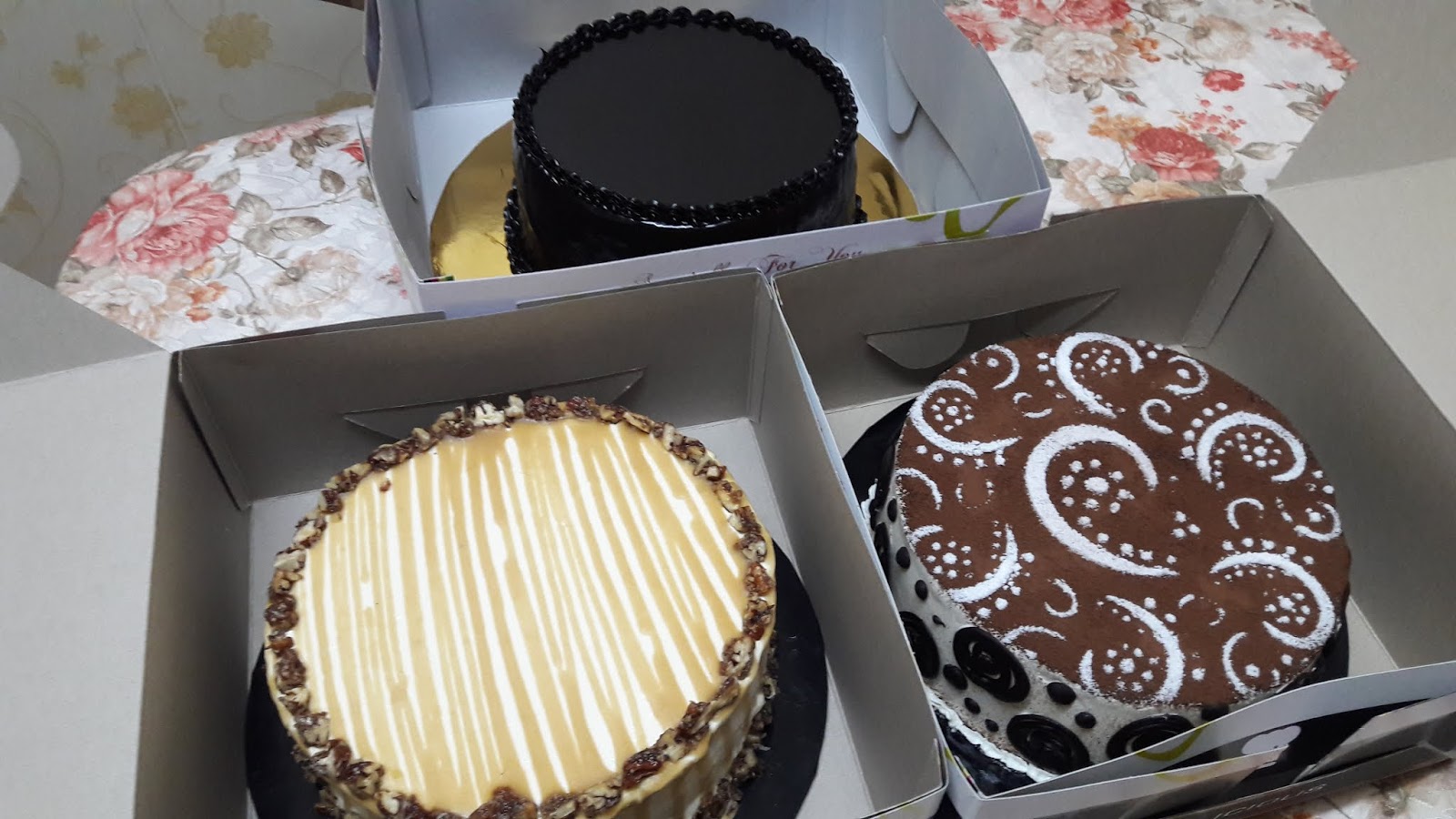 Teratak Honeyz: KEK CHOCOLATE INDULGENCE, PECAN BUTTERSCOTCH DAN TIRAMISU