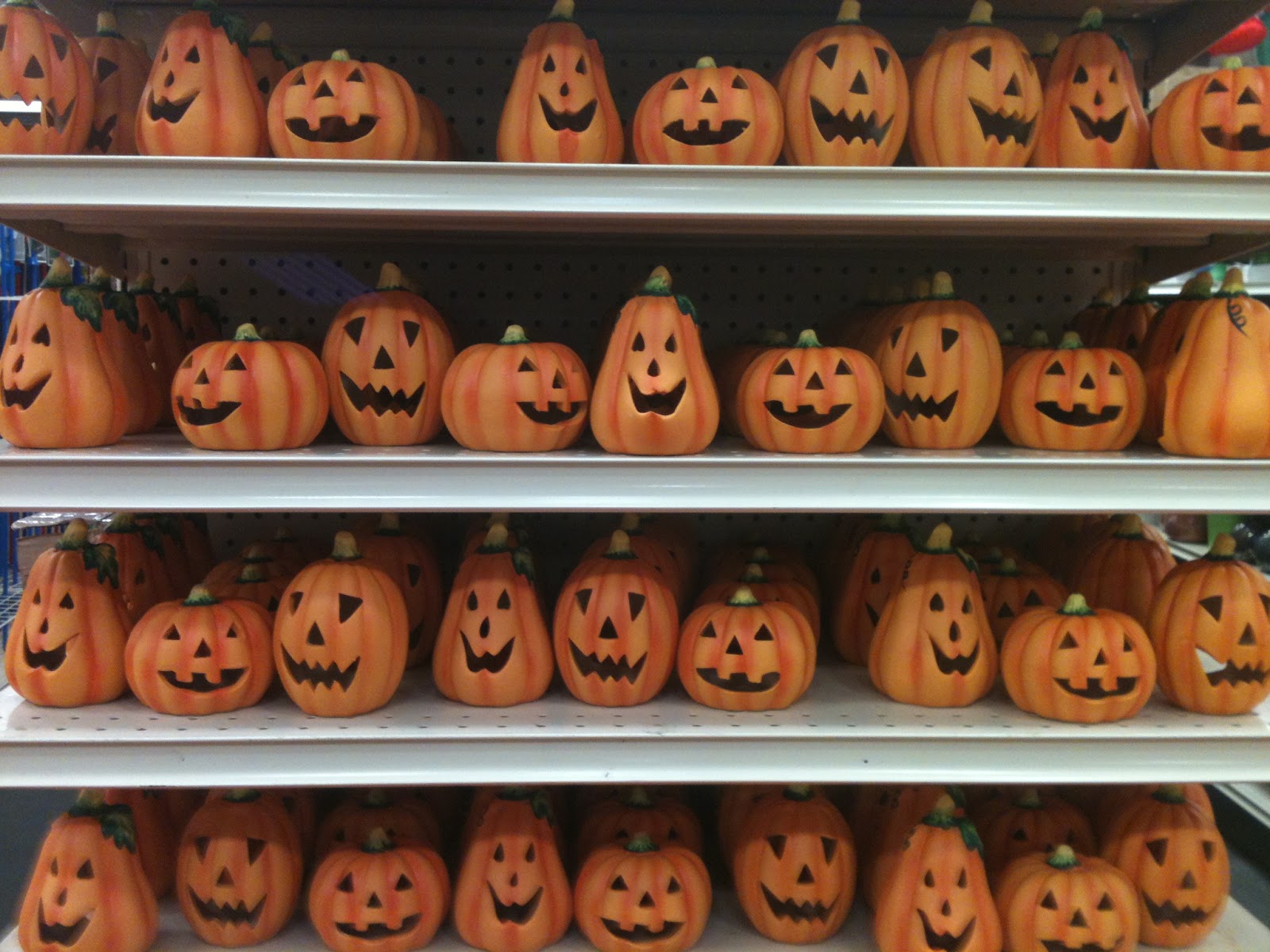 Halloween Hot Sauce: Moans from Moonlit Hill Mortuary