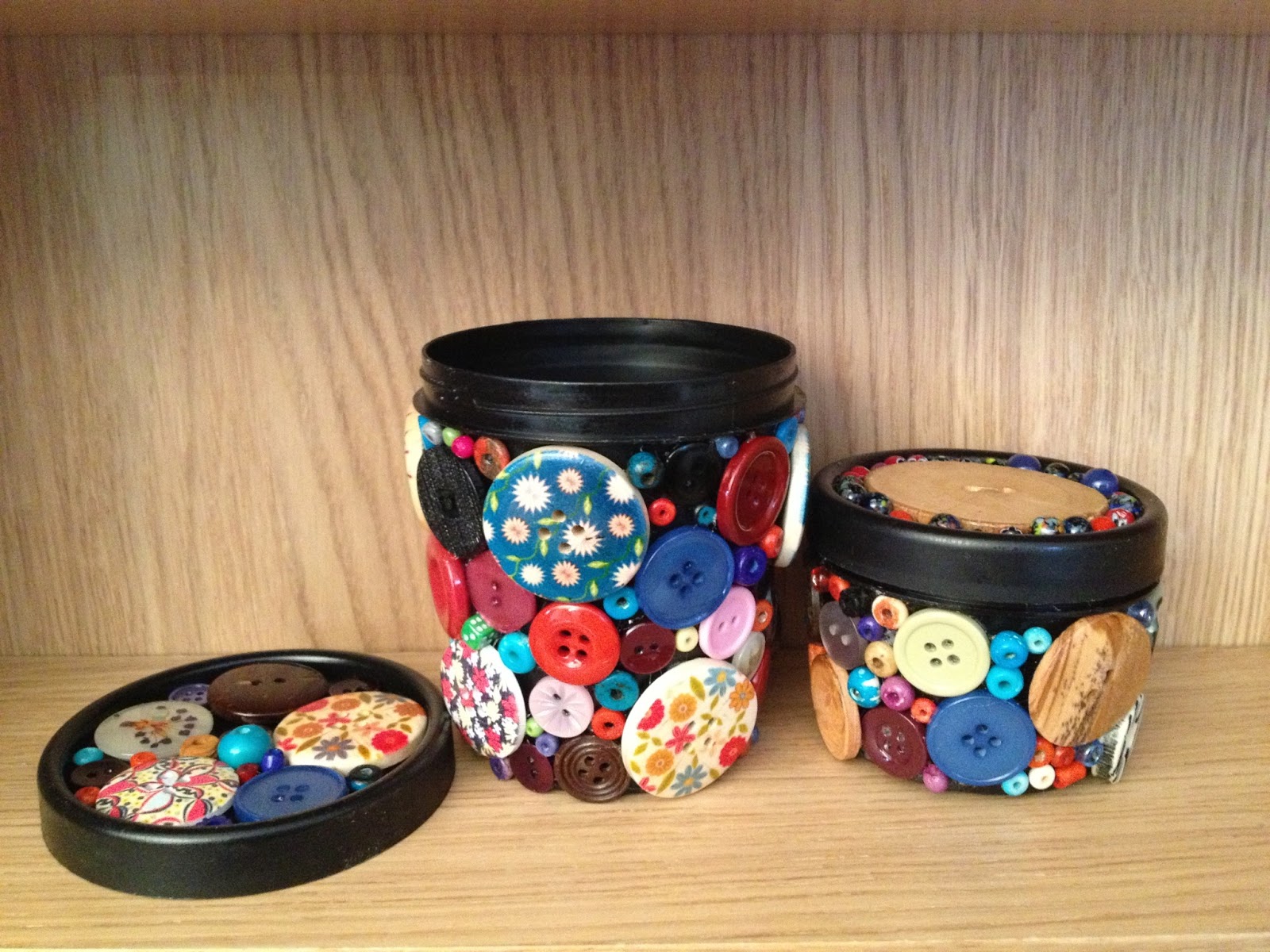 Patchwork Pea - crafty things by Clare: Lush buttons and bead pots