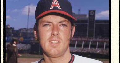 WHEN TOPPS HAD (BASE)BALLS!: NOT REALLY MISSING IN ACTION- 1973 DAVE SELLS