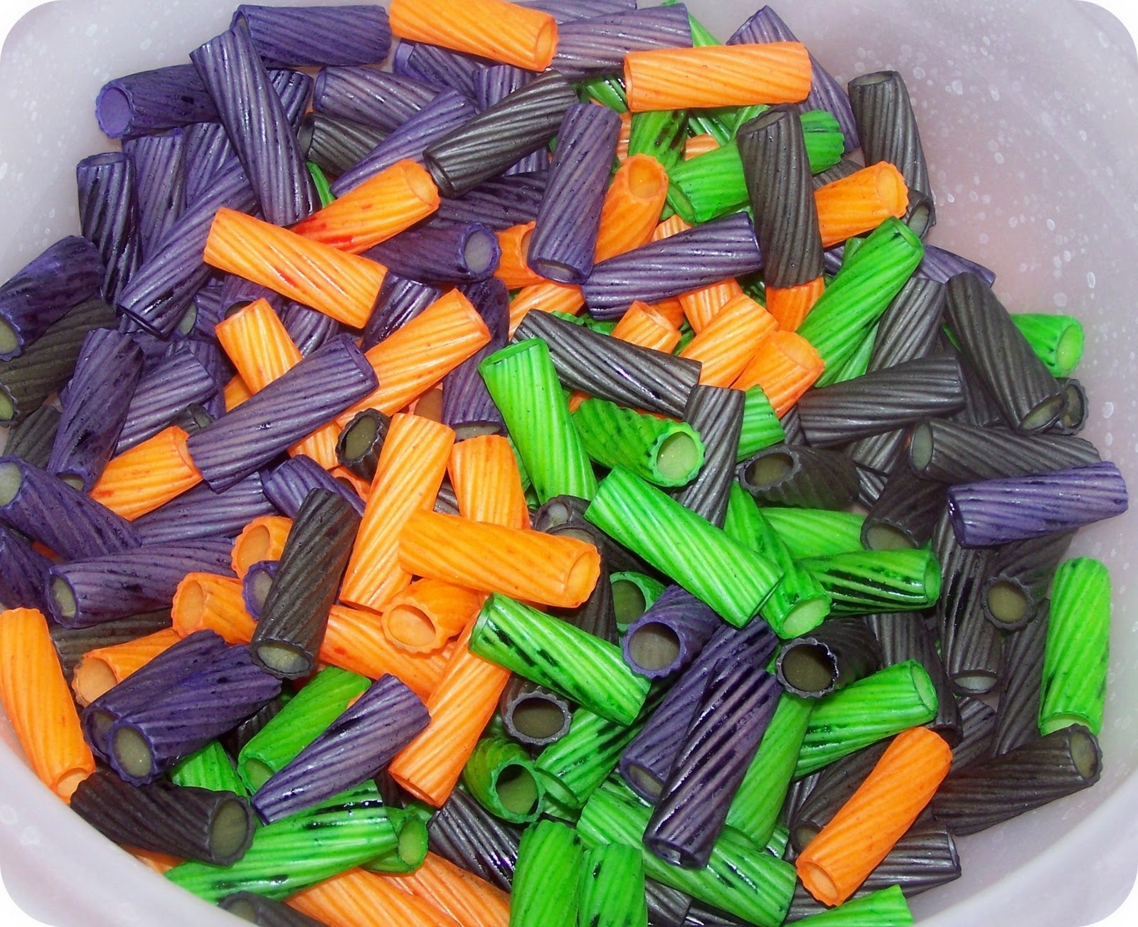 A little bit'a thisNthat: spooky pasta....