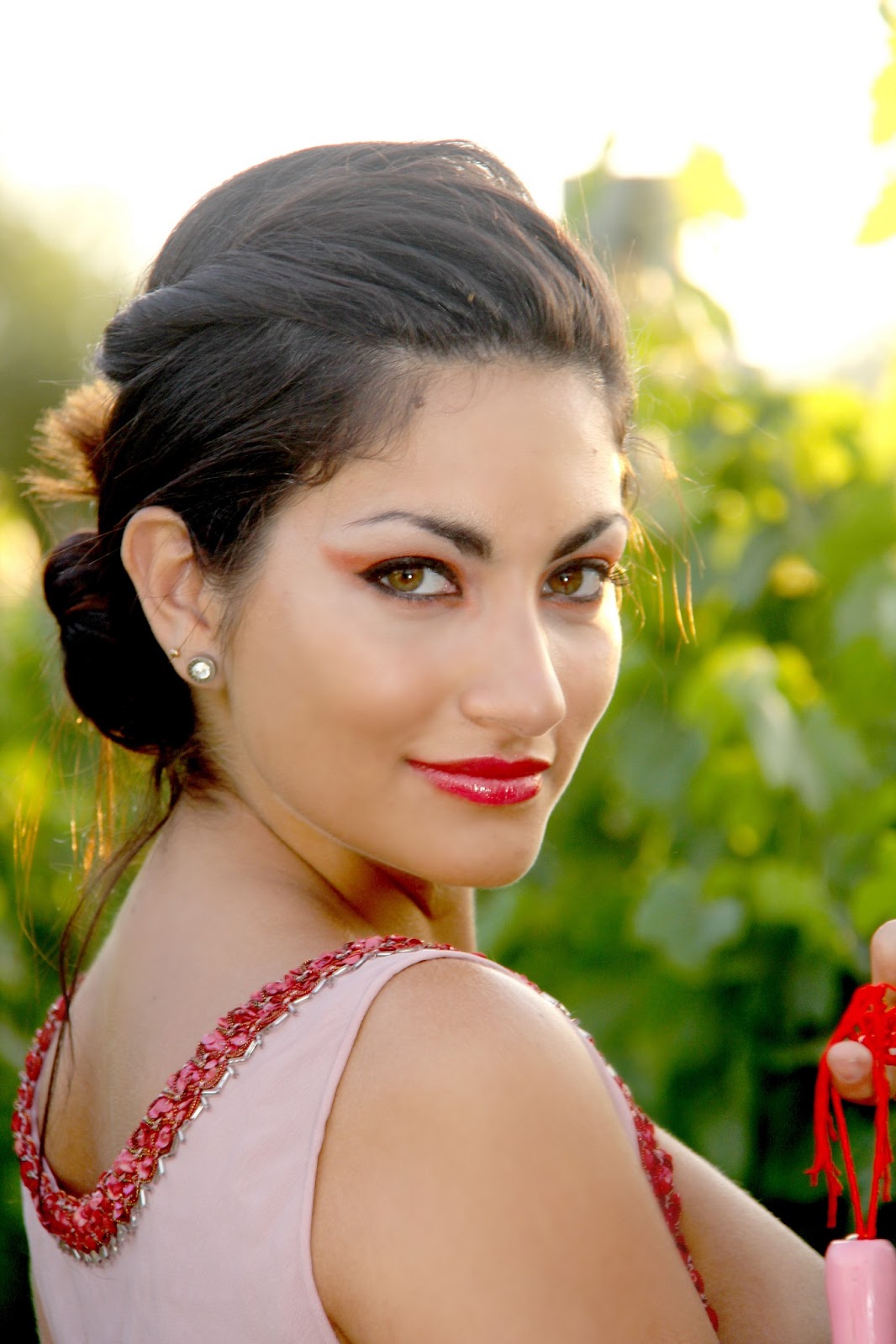 THE WORLD AND MY LENS: MAYRA DOMINGUEZ