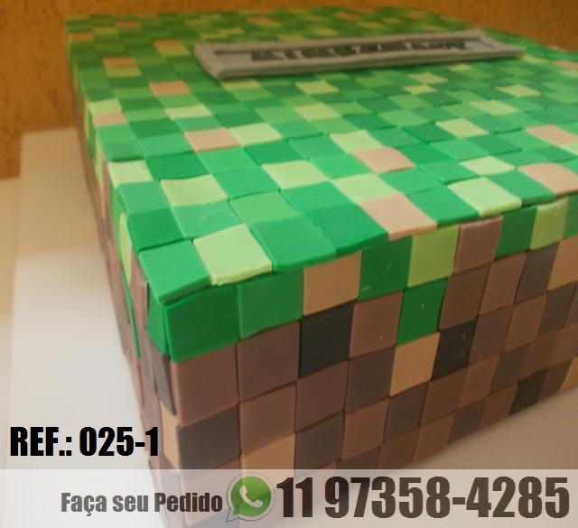 Bolo Minecraft quadrado verde claro e marron de Pasta de Chocolate ...