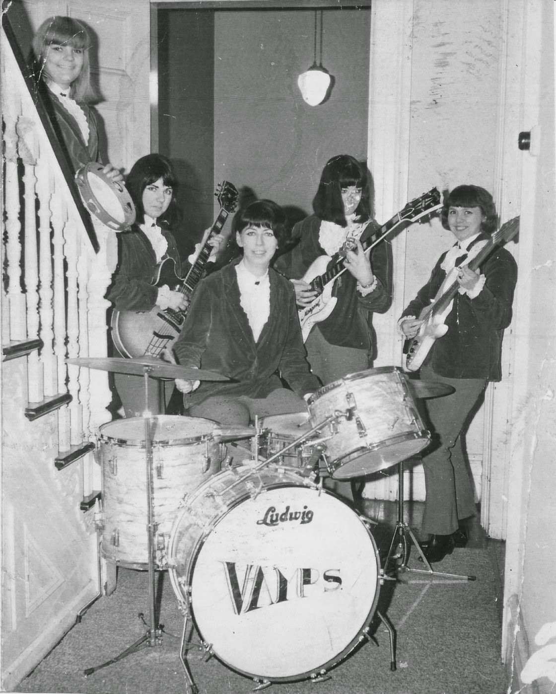 The Vamps - Australia's first female rock group