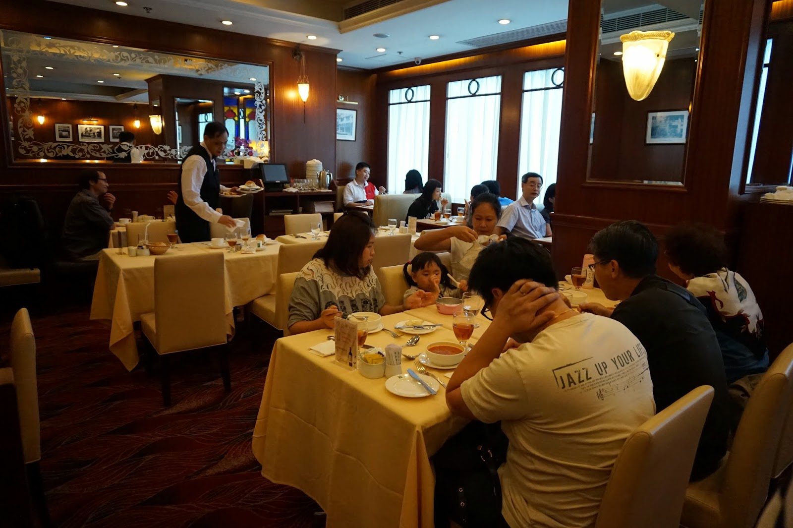 Beauties of Life: Hong Kong Food Hunt at Tai Ping Koon Restaurant!