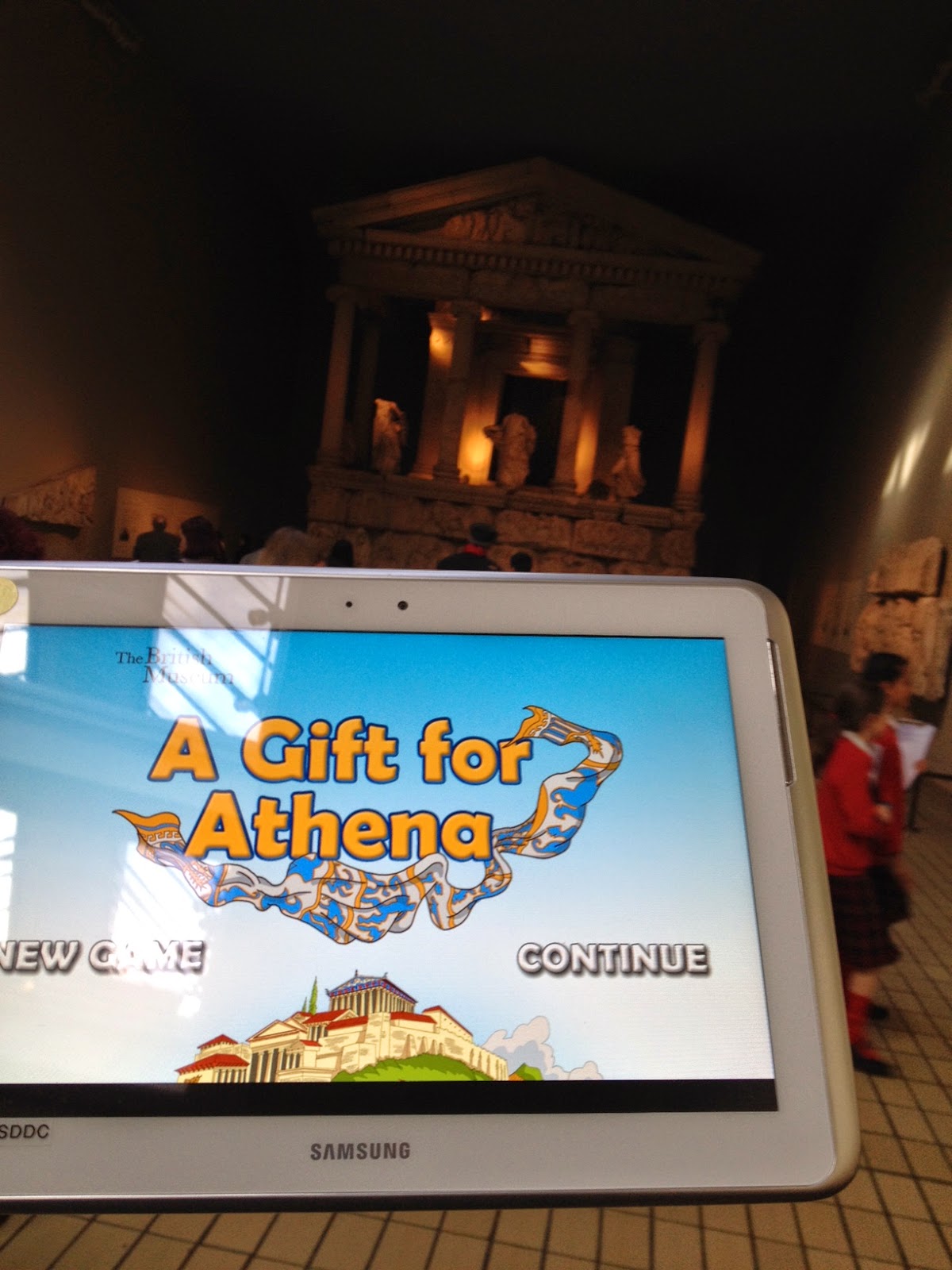 O for Oat: British Museum Augmented Reality learning device
