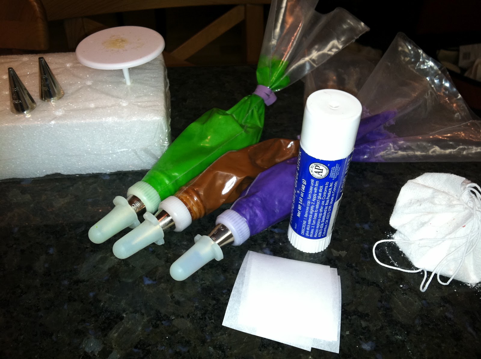 The Iced Queen: Royal Icing Grapes