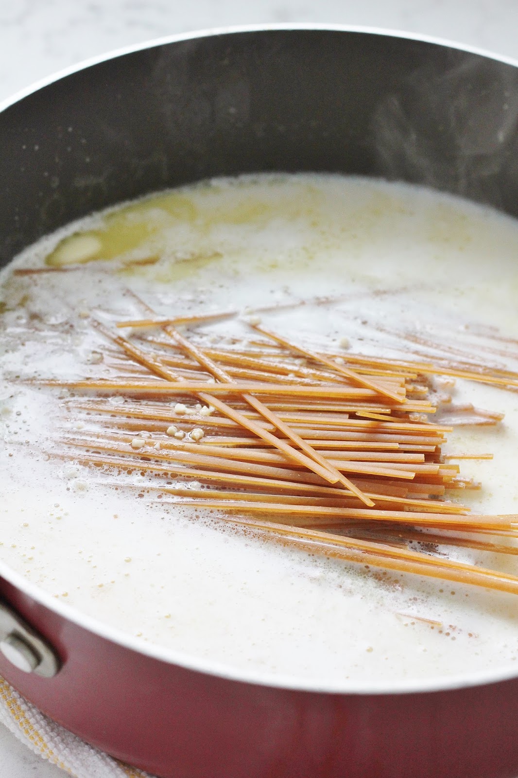 One-Pot Garlic Parmesan Pasta