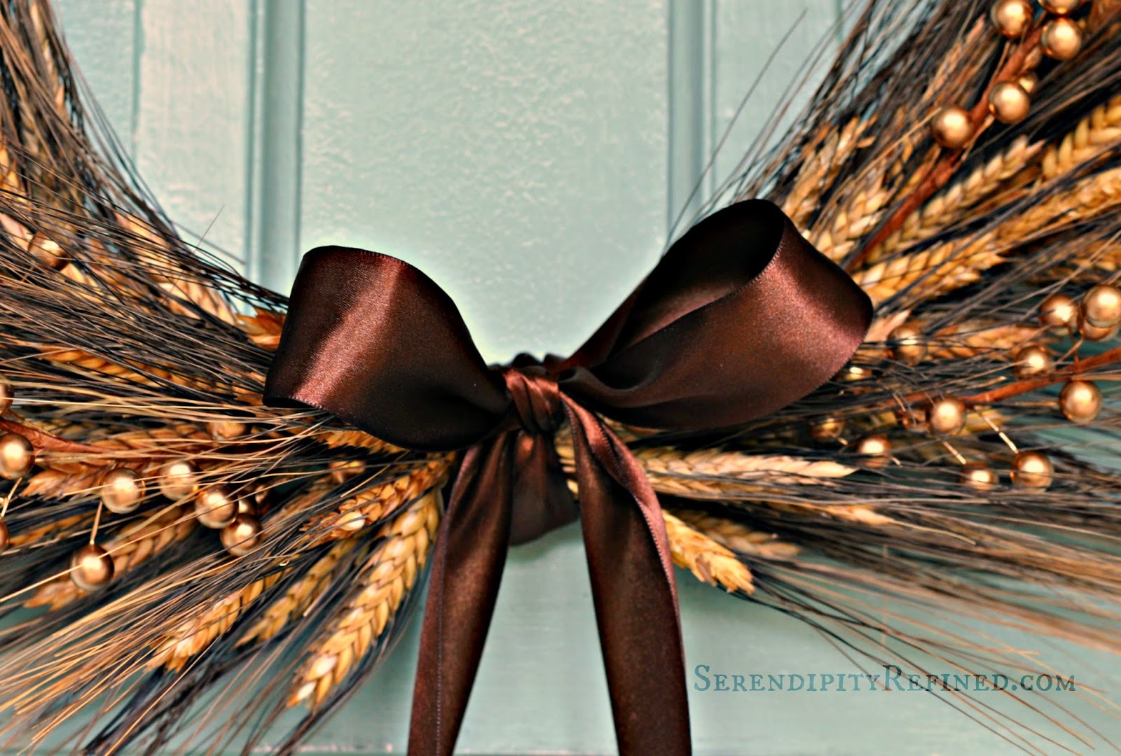 Serendipity Refined Blog: DIY Horseshoe Shaped Natural Wheat Fall Wreath