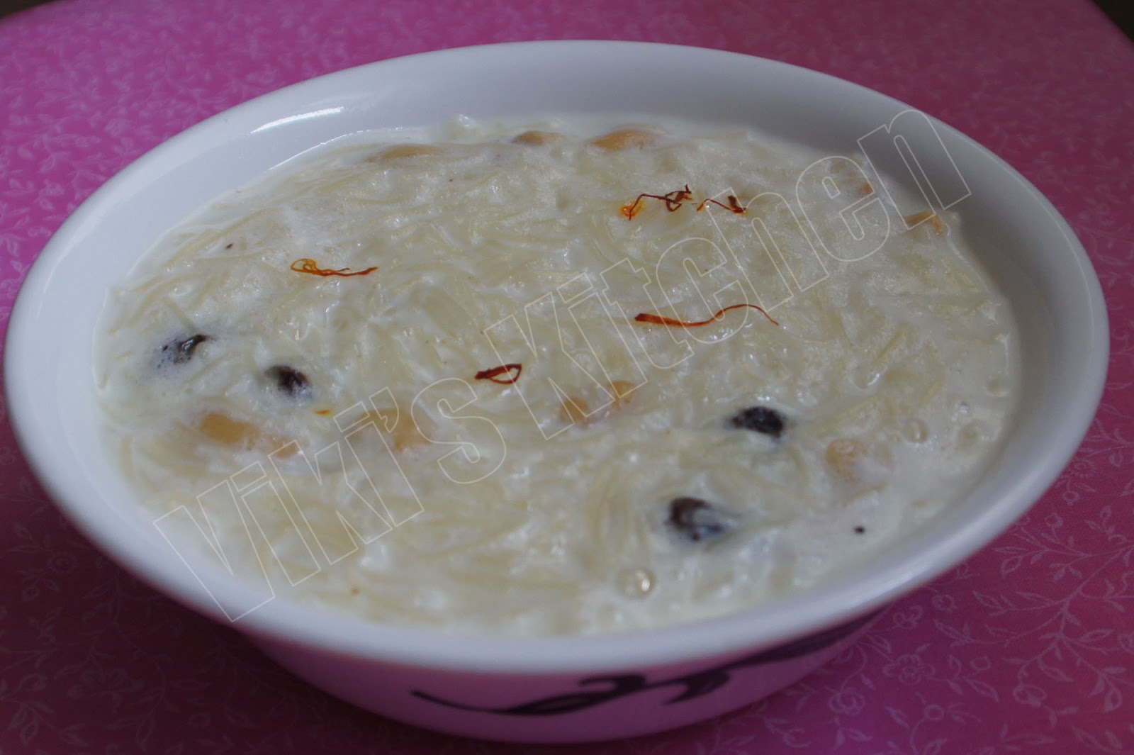 Viki 's Kitchen: Semiya paal payasam