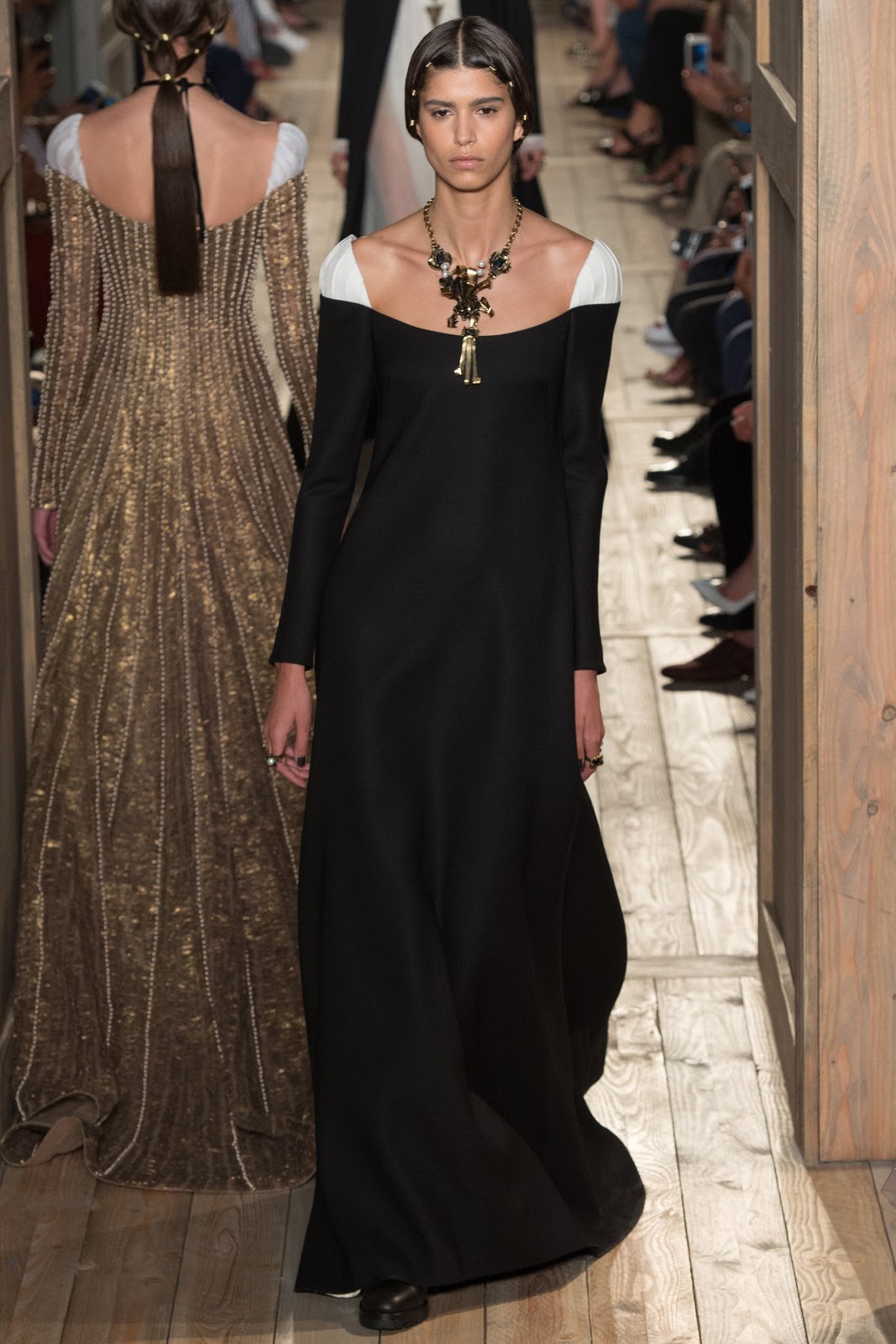 Valentino Fall 2016 Couture Fashion Show | Cool Chic Style Fashion