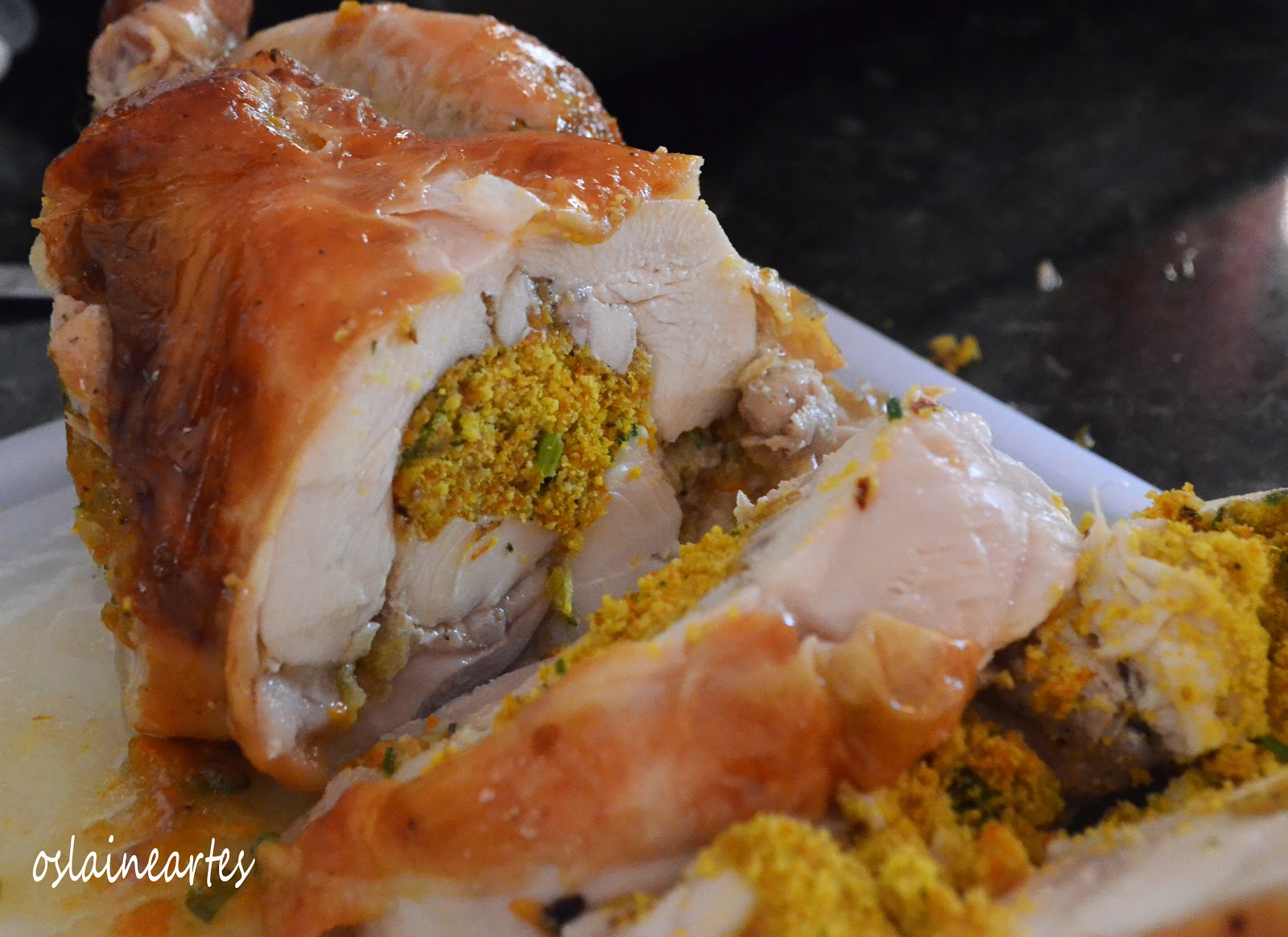 Frango Desossado e Recheado com Farofa - Caramelo e Sal