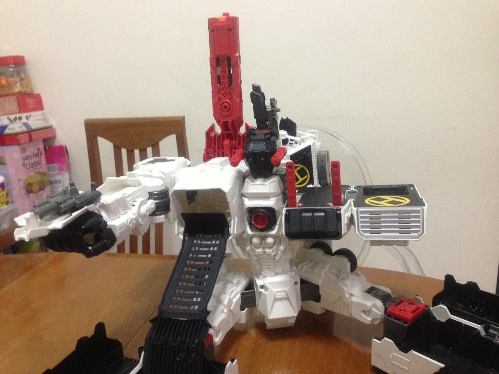 The Cave Collection: Fall Of Cybertron (FOC) Metroplex.