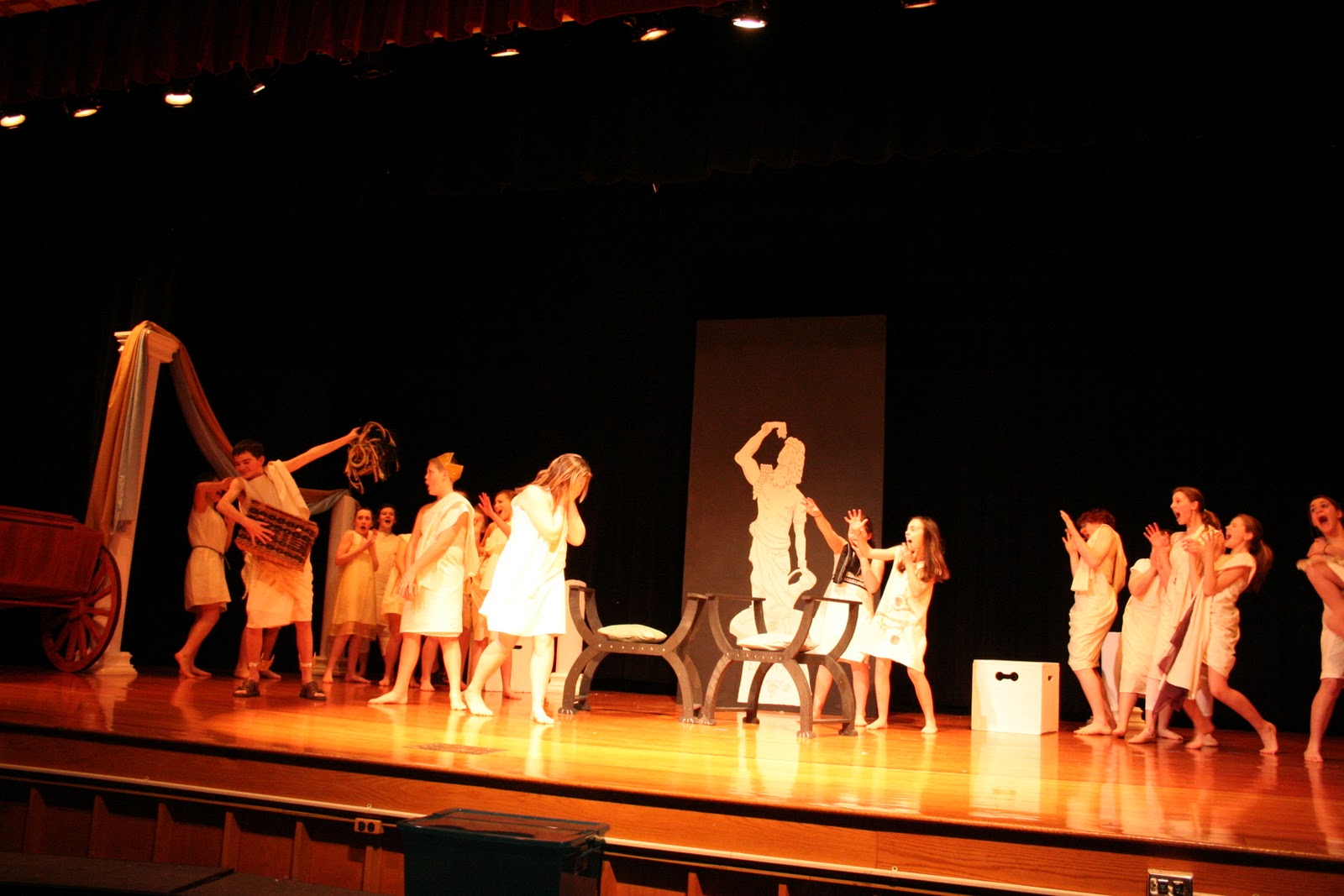 "Circus Olympus" ... Greek Theatre!: Perseus & Medusa Production Photos