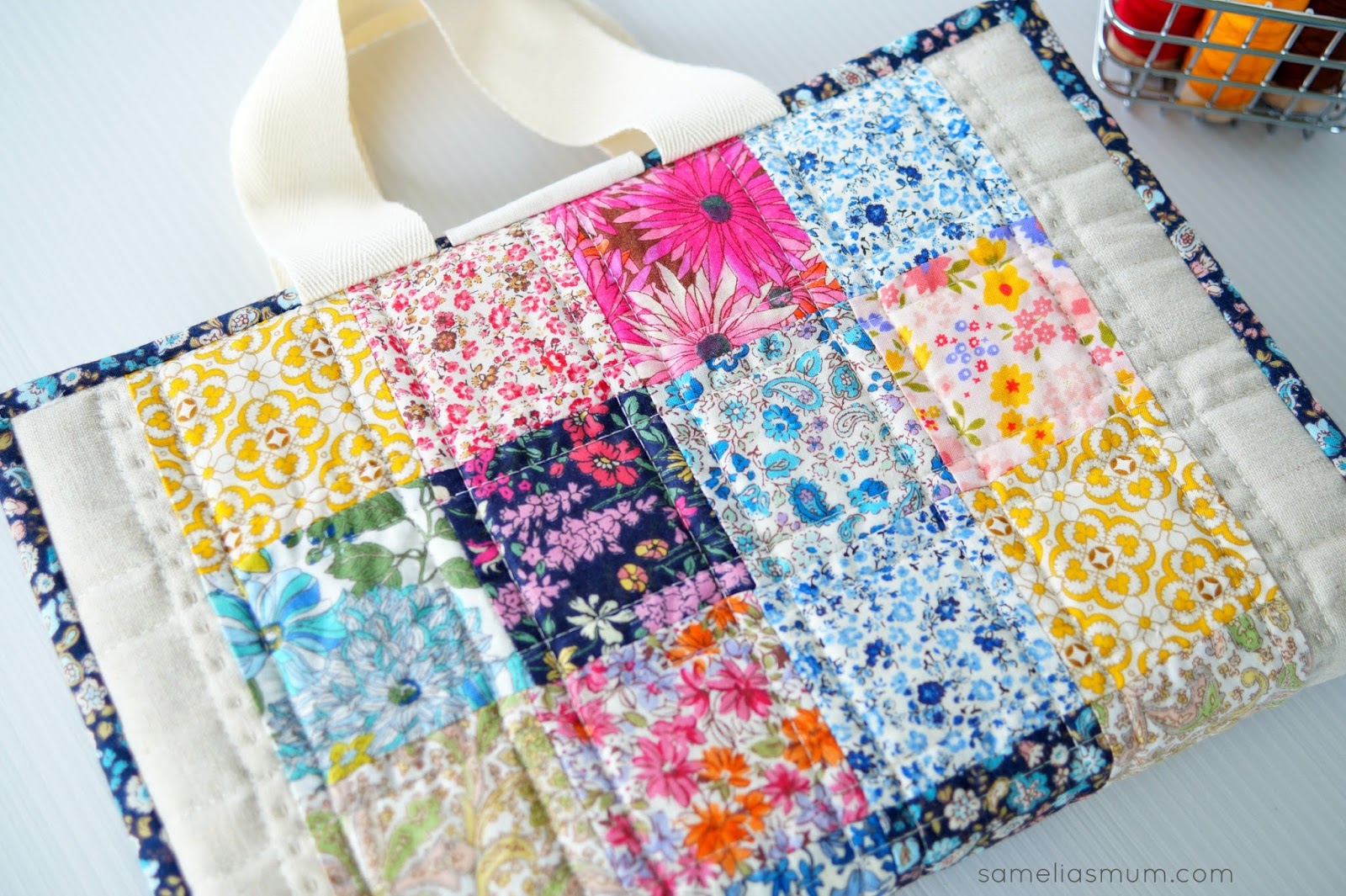 Quilted Book Bag / Cover {Tutorial} - Samelia's Mum