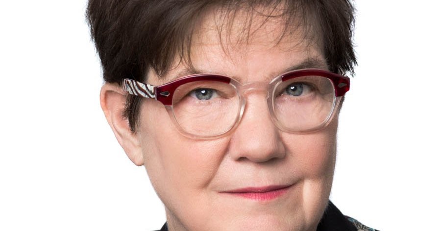 Sporty Girl Books: Interview with Out of Left Field author Ellen Klages