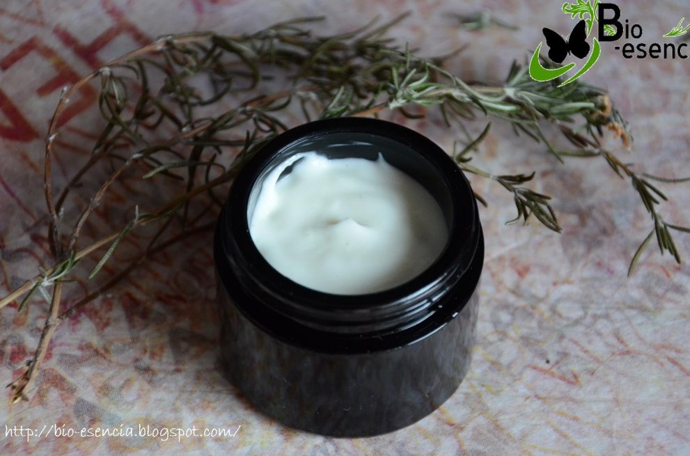 Bio-esencia: CREMA ASTRINGENTE POROS DILATADOS