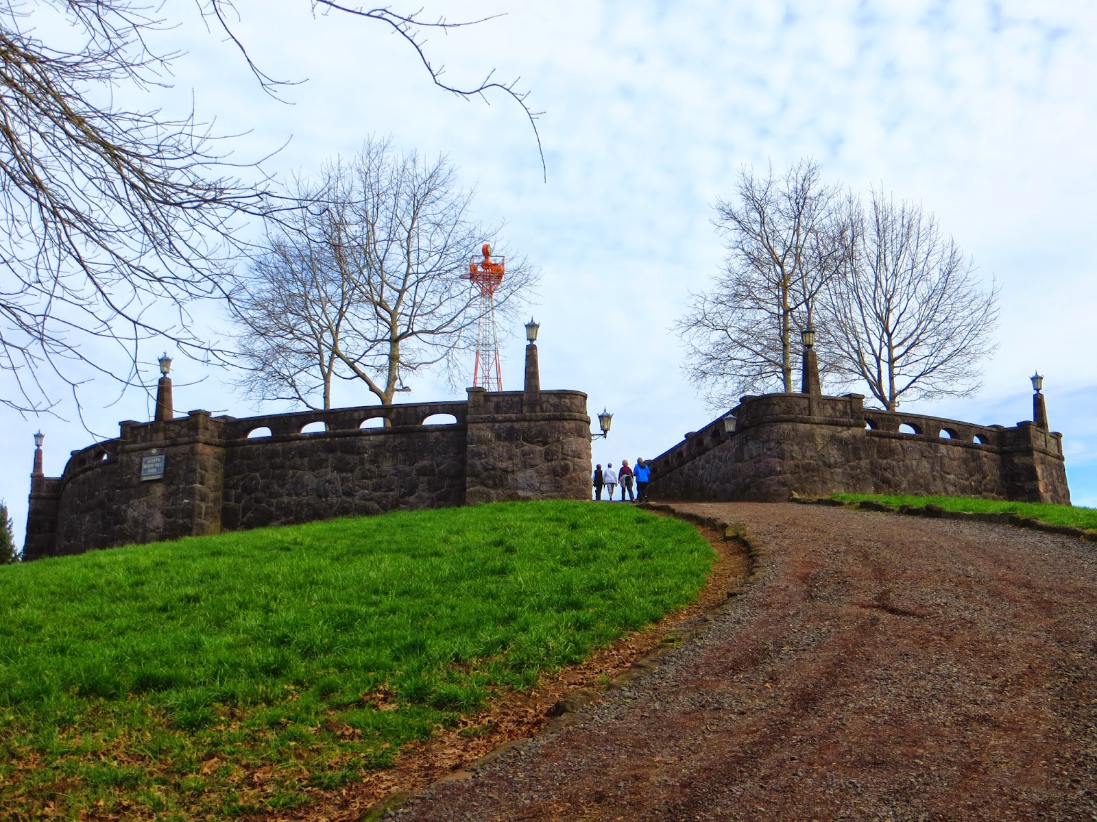 Journalist By Nature: Rocky Butte: Famously Overlooked Portland Landmark