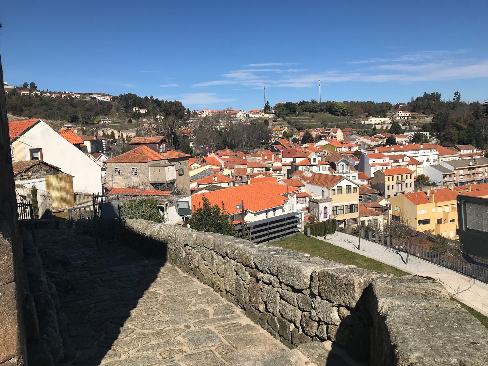 Entrada a norte no Castelo de Lamego