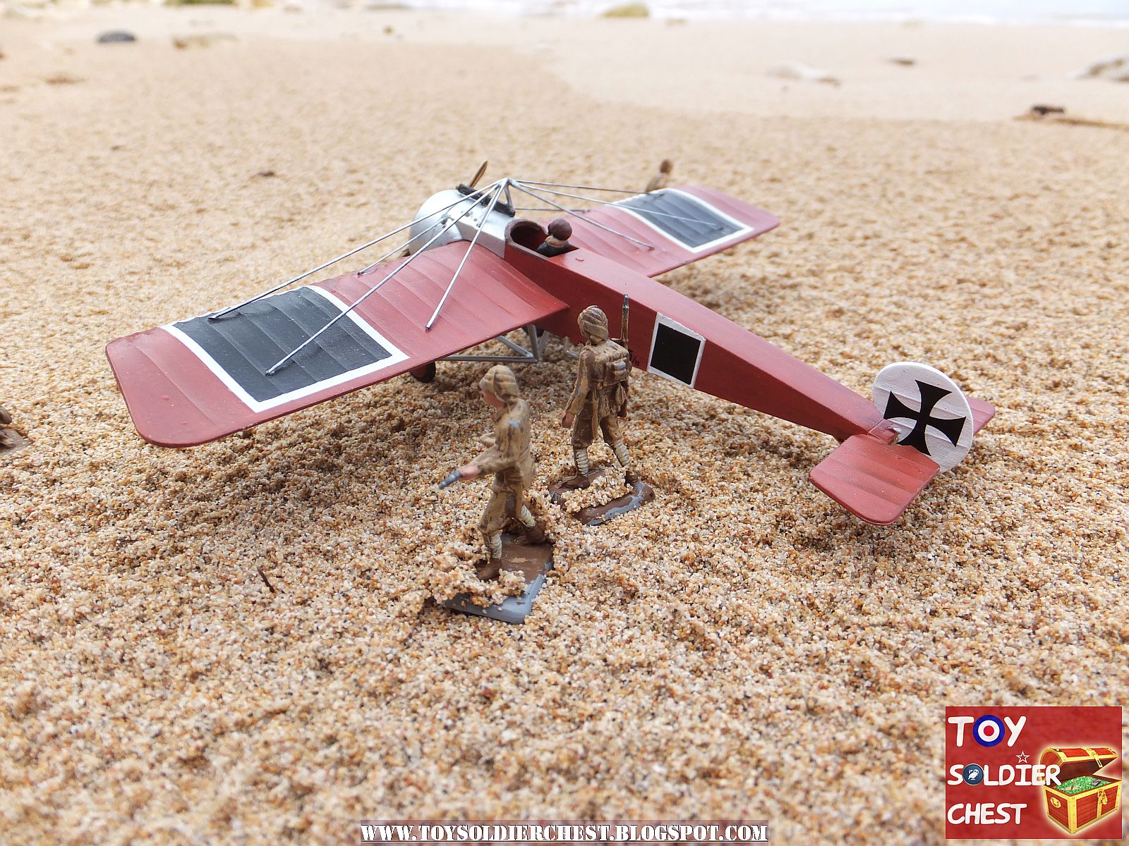 Toy Soldier Chest: Review; Revell Fokker Eindecker Dr. I 1/72 Model Kit ...