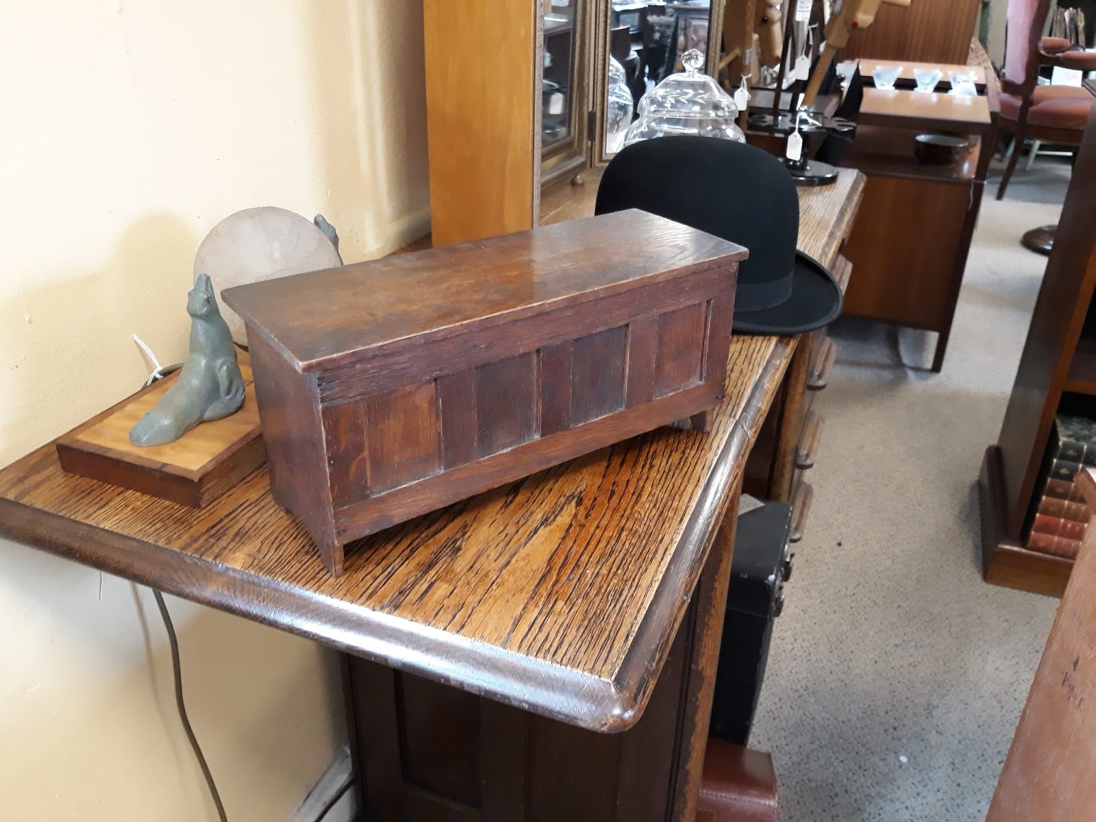 David Barron Furniture: Hemswell Antique Centre