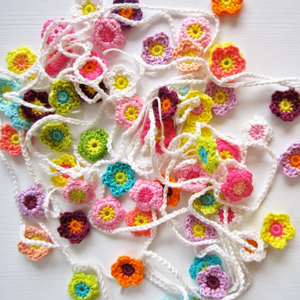Color 'n Cream Crochet and Dream: Crochet Happiness