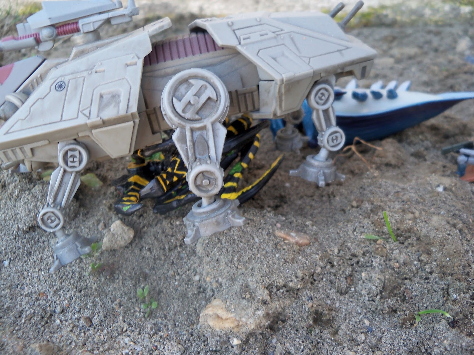 Bunker Talk: Infantry and Bugs and Heavy Walkers