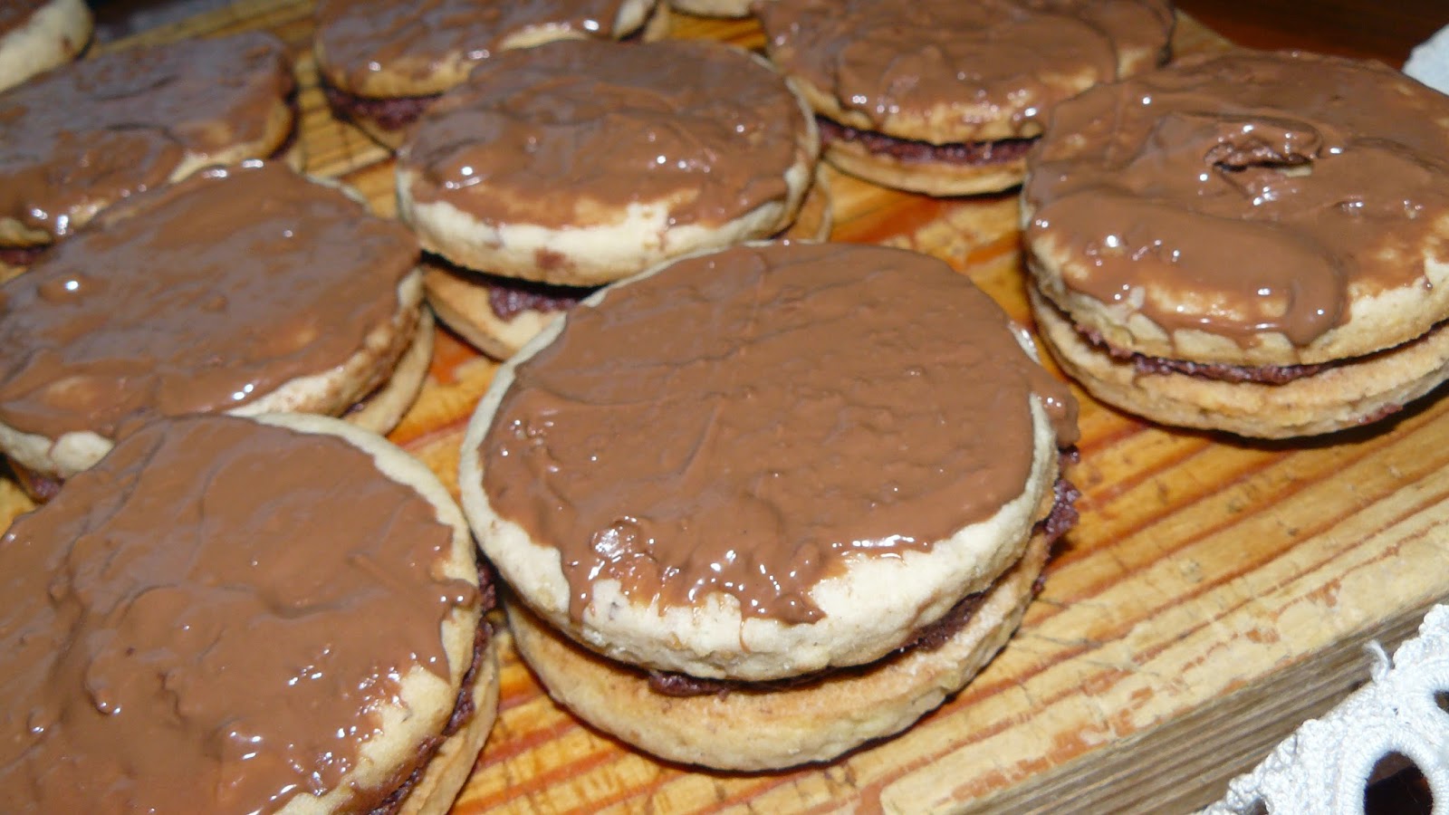 home made easy cakes: Ishler - chocolate cookies